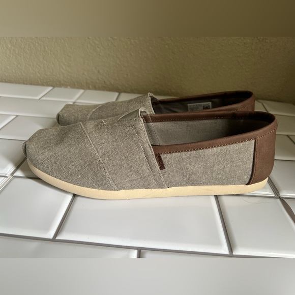 Toms | Shoes | Toms Chambray Classic Shoe Frost Grey | Poshmark